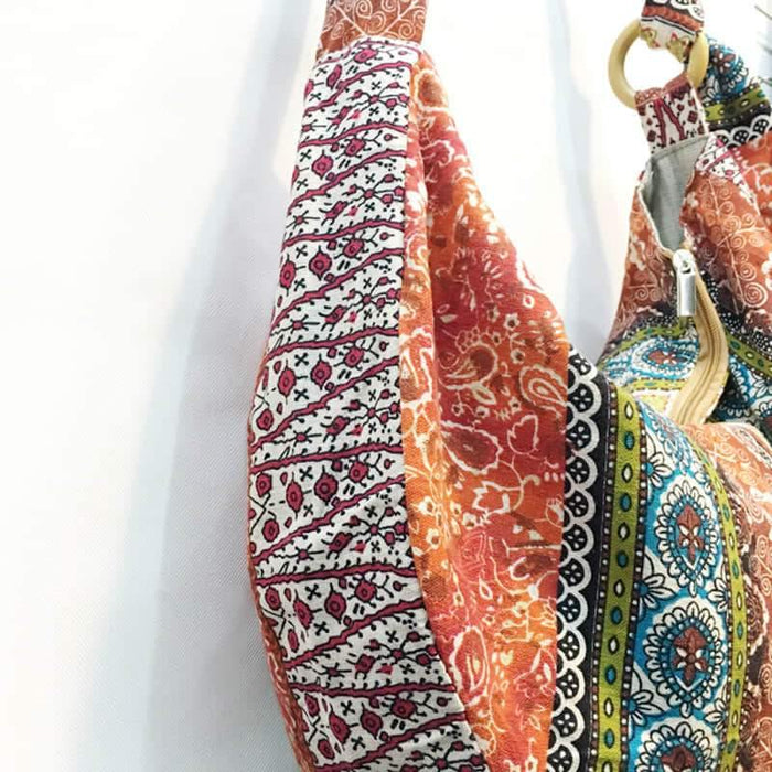 Adjustable satchel in printed linen cotton bag